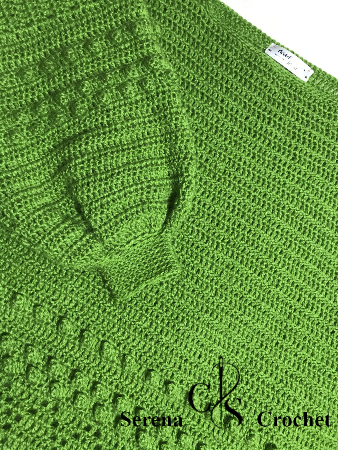 Pull style oversized vert au crochet - Serena Crochet